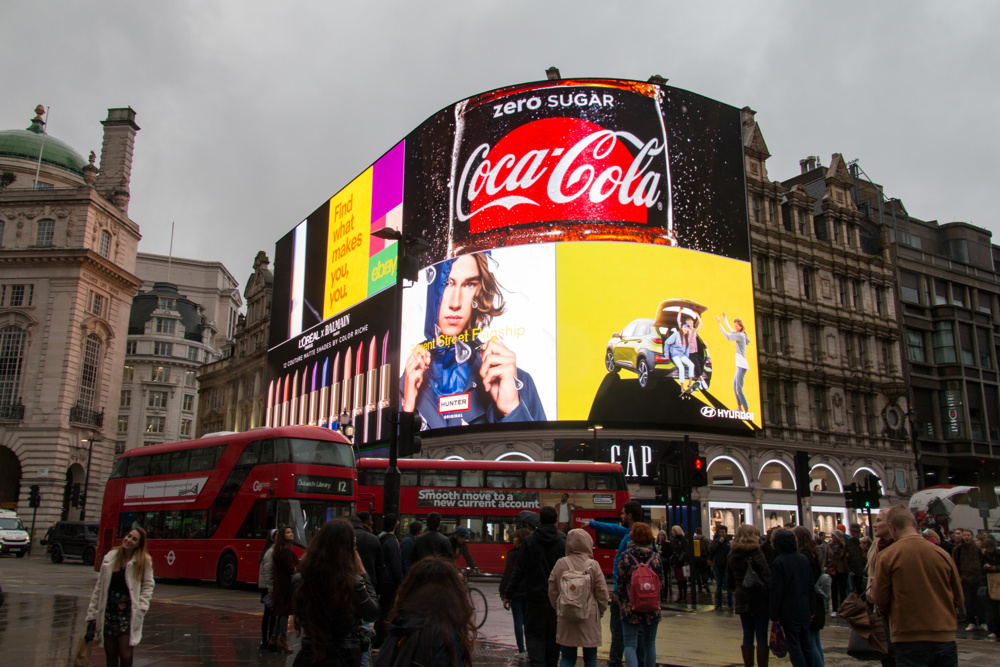 Catching Attention with Unique Exterior LED Signage