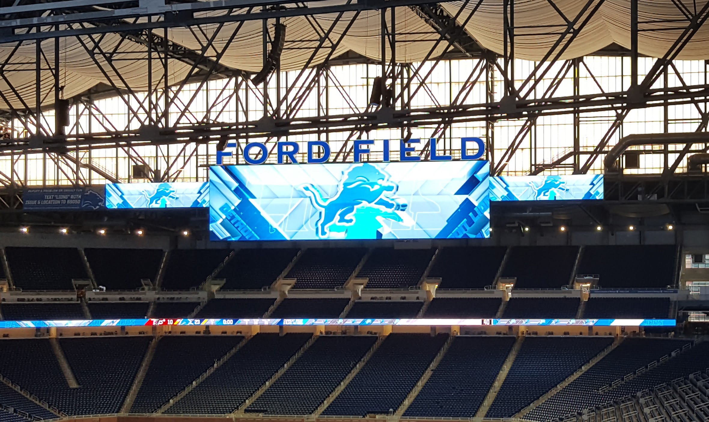 A Media Frenzy at New Ford Field