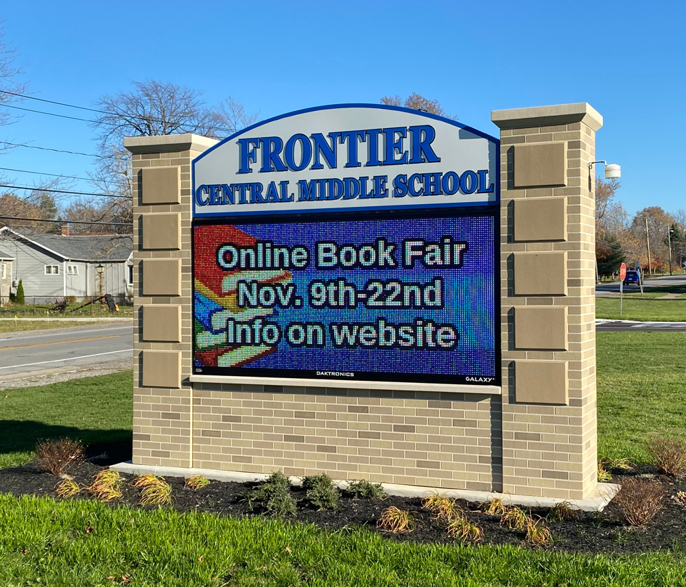 5 common uses for digital signage on your school campus
