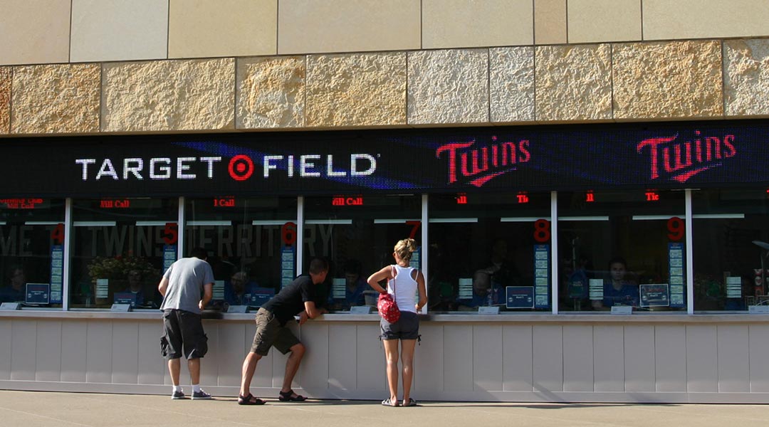 Daktronics Major League Sport Video Scoreboards and Sound Systems